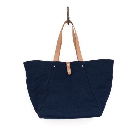 Insights | Womens Handbag Shapes | Carryology