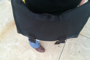 Road Tests :: DEFY BAGS Recon Messenger - Carryology