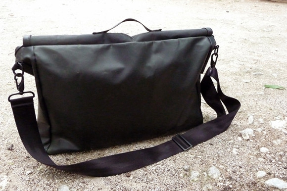 Road Tests :: DEFY BAGS Recon Messenger - Carryology