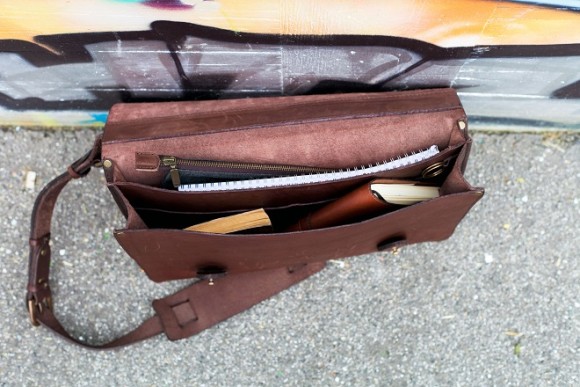 Journey through West Berlin, starring the Cravar Alpha 15/Rust - Carryology