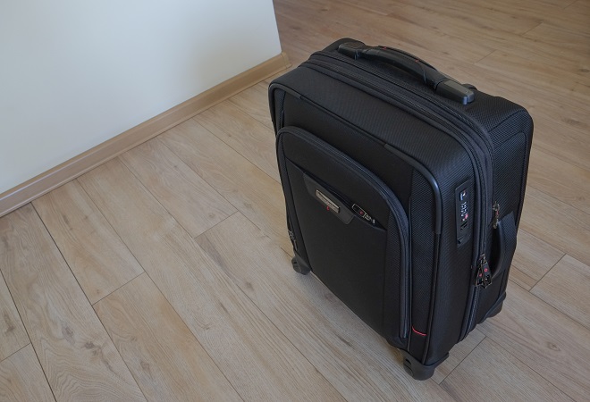 Drive By :: Samsonite Pro-DLX 4 - Carryology