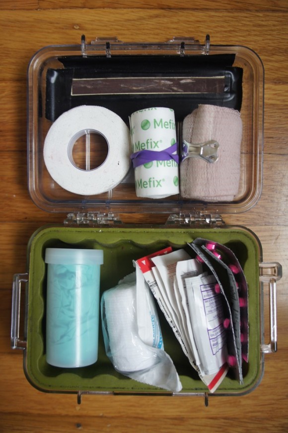 The Basics of Building an Awesome First Aid Kit - Carryology