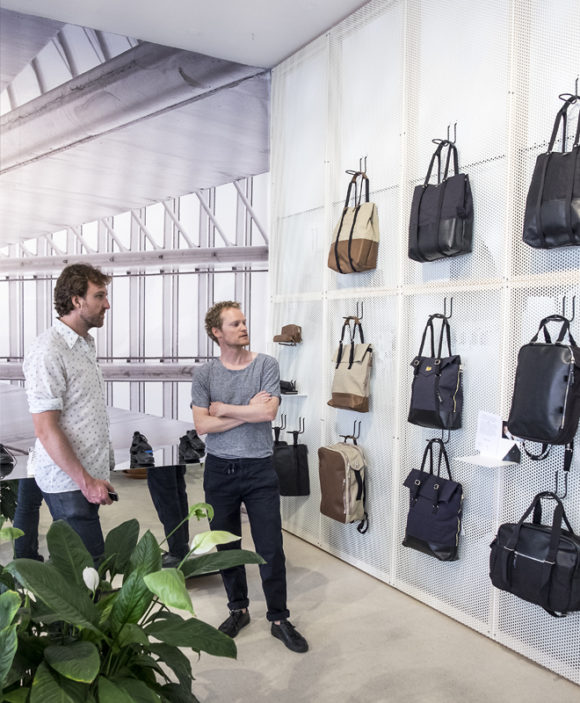 QWSTION Store Zurich :: Shop Visit - Carryology