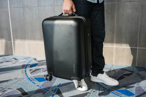 Incase NoviConnected 4 Wheel Hubless Travel Roller: Drive By - Carryology