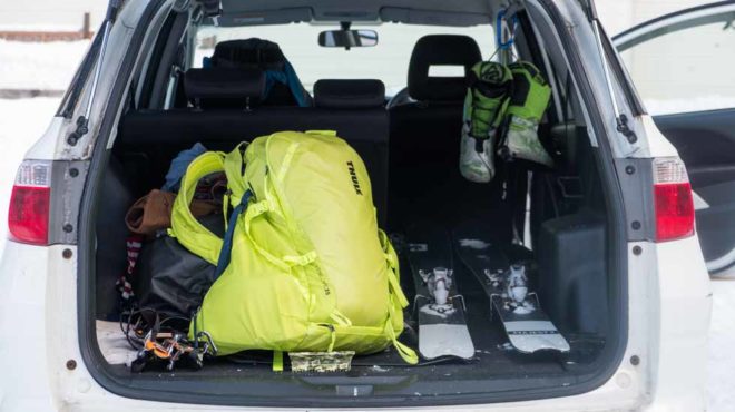 Thule Upslope 35L Review – Nolan Takes on Hokkaido!