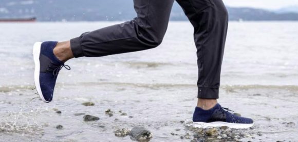 24 Comfortable Men's Travel Shoes (that Actually Look Good) - Carryology