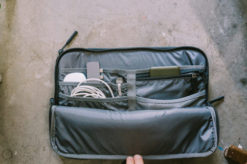 Aer Tech Folio Review | CARRY BETTER