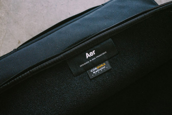 Aer Tech Folio Review | CARRY BETTER