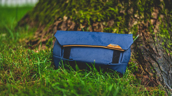 Peak Design Field Pouch V2 | First Look and Giveaway | CARRY BETTER