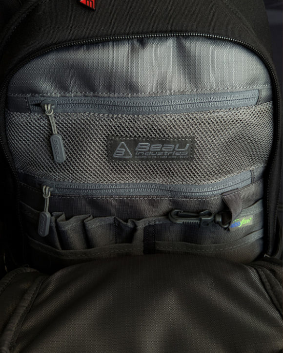 Beau Industries Parenting Pack R1 Review | CARRY BETTER