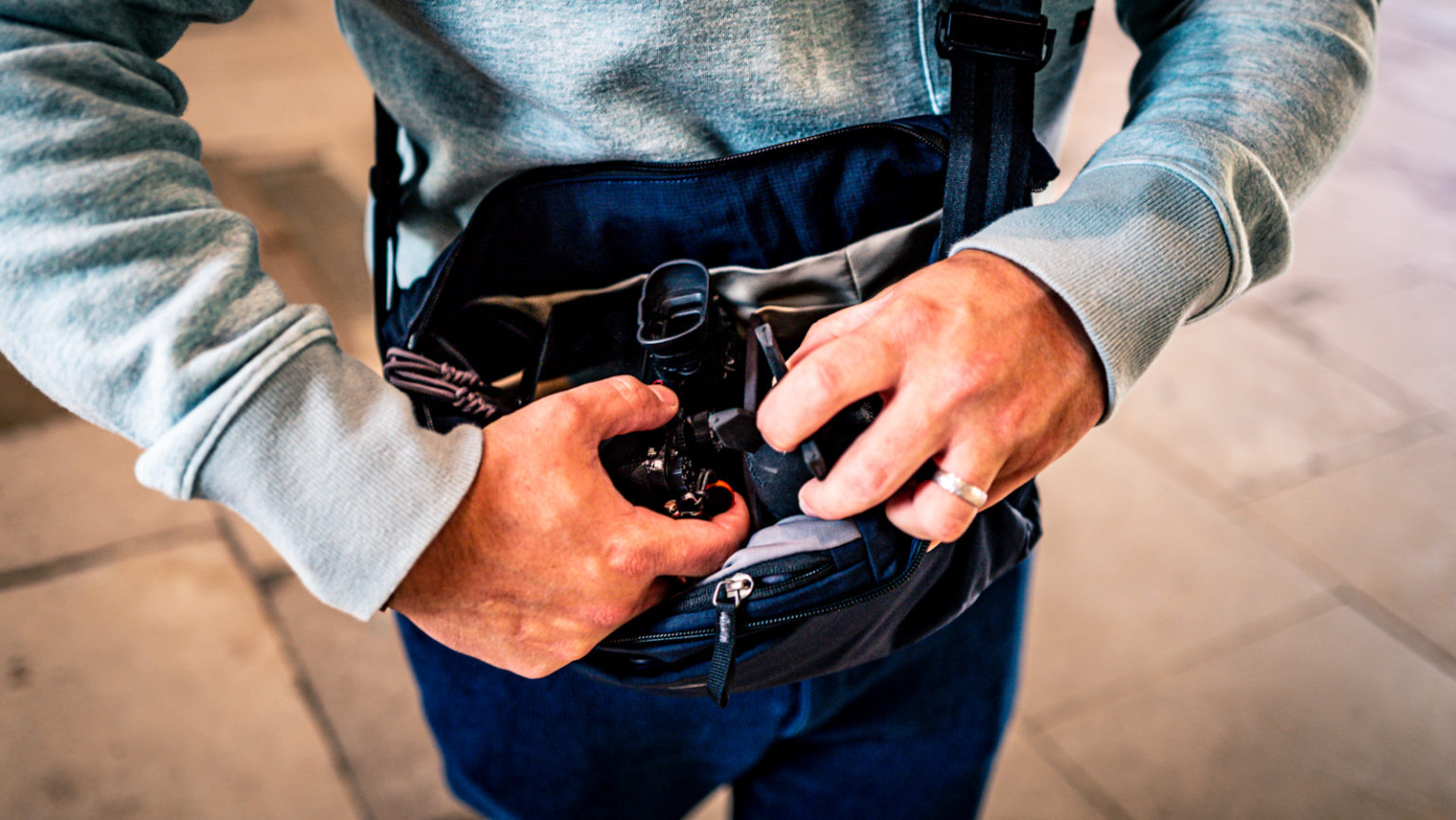 Bellroy Venture Camera Sling 10L Review | CARRY BETTER