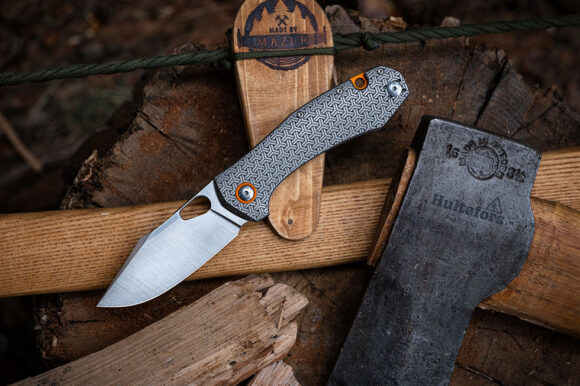 GiantMouse x Carryology ACE Grand Auxikko | Exclusive Release - Carryology